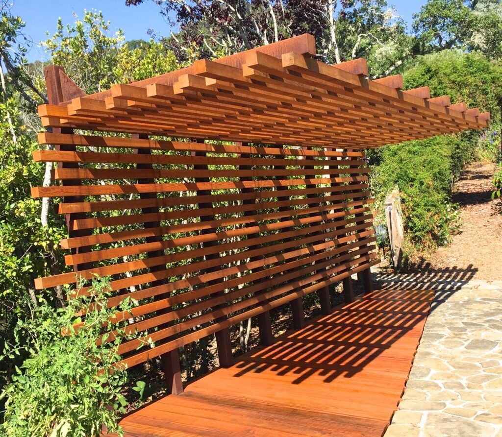 Three Wood Projects for a Private Outdoor Sanctuary - Think Wood