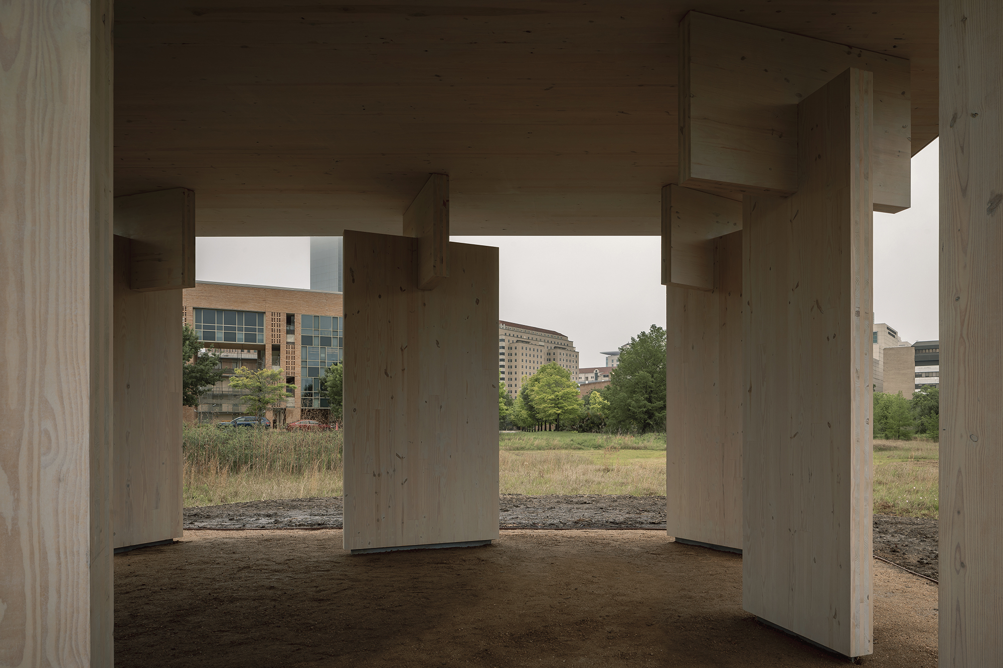 Rice University’s Mass Timber Pavilion Celebrates Its Natural Landscape ...